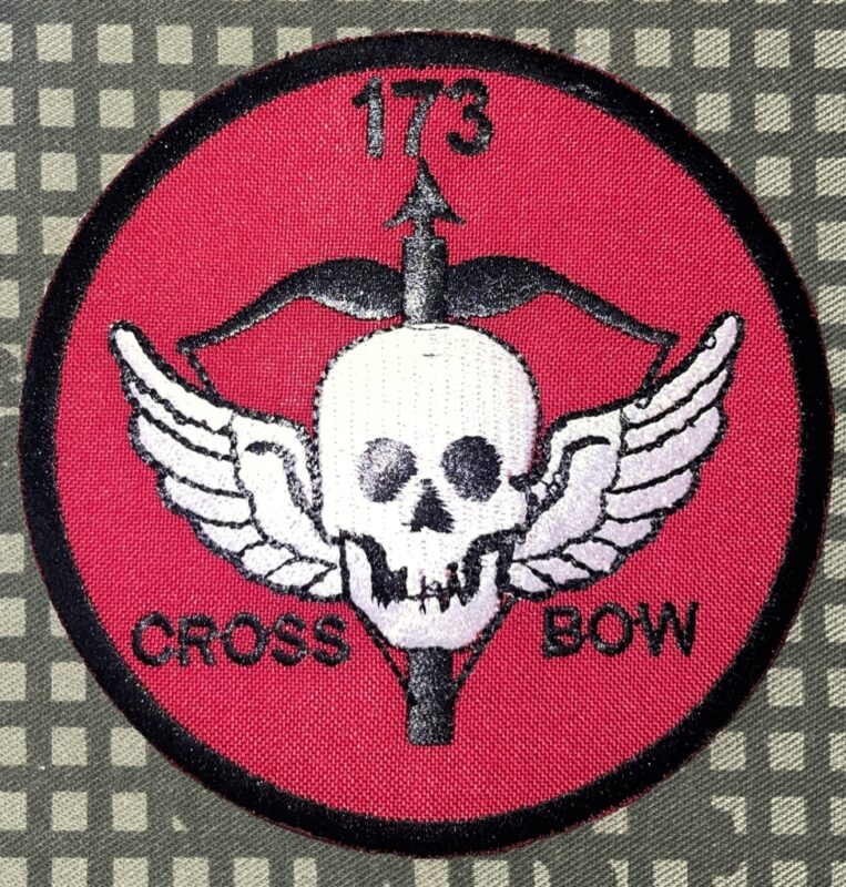 US Army Aviation 173rd Assault Helicopter Company Cross Bow Patch ...