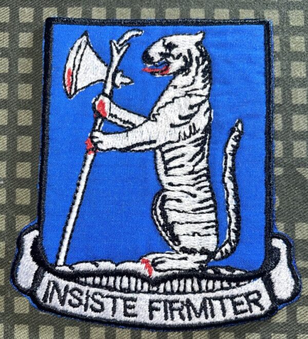 US Army 77th Armor Regiment "Insiste Firmiter" Patch - Decal Patch - Co