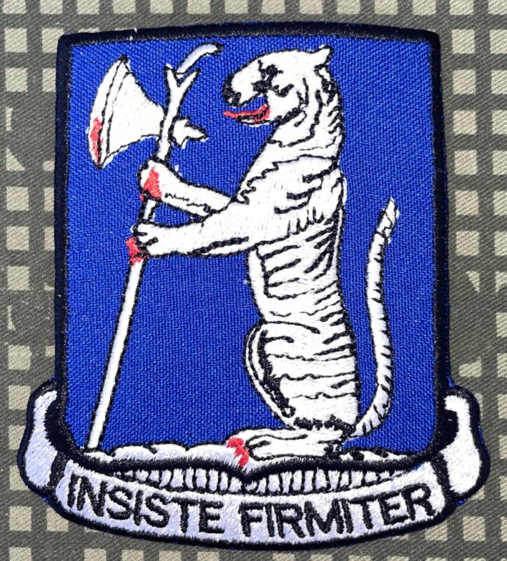 US Army 77th Armor Regiment "Insiste Firmiter" Patch - Decal Patch - Co